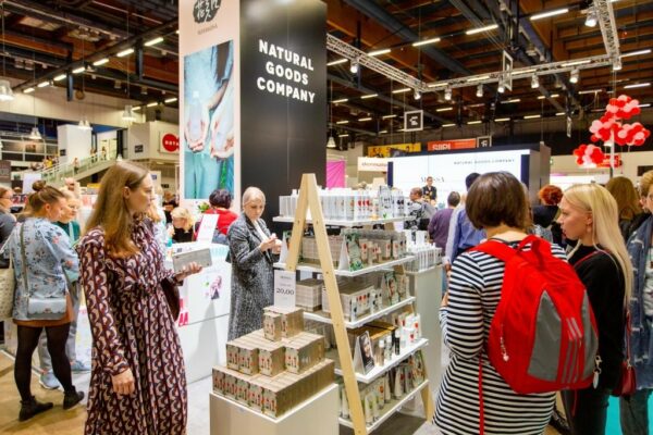 Bussikuljetus - I Love Me- hyvinvointimessuille Helsingin ...